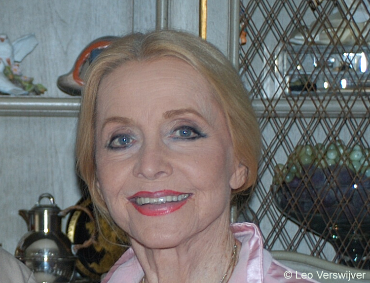 Anne Jeffreys 01 – FILM TALK